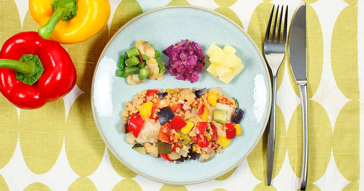 具沢山なフィッシュサラダ｜【nosh-ナッシュ】