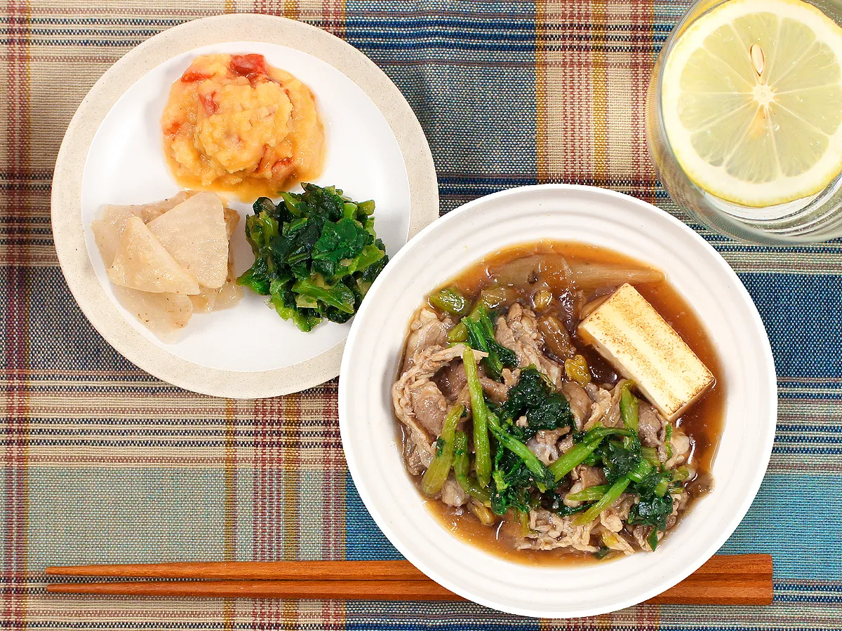 お肉たっぷり！肉豆腐｜【nosh-ナッシュ】