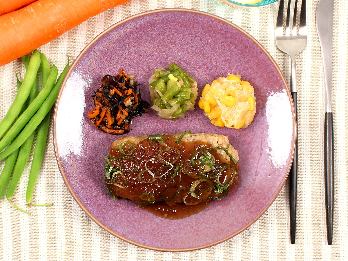 おろしソースのハンバーグ｜【nosh-ナッシュ】